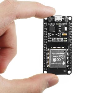 ESP32_SIZE – عالم الإلكترون